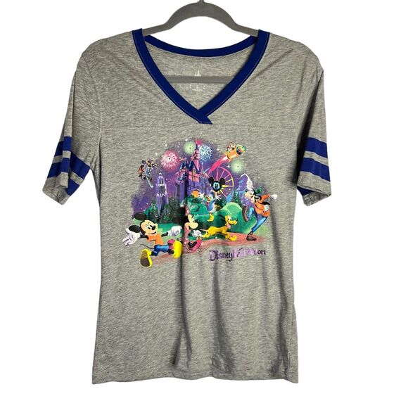 Disney | Tops | Walt Disney World Parks Women Medium V Neck Graphic ...